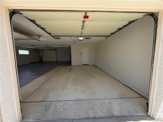 3 Br, 2 bath, Single Family 2581 Highland Trail
