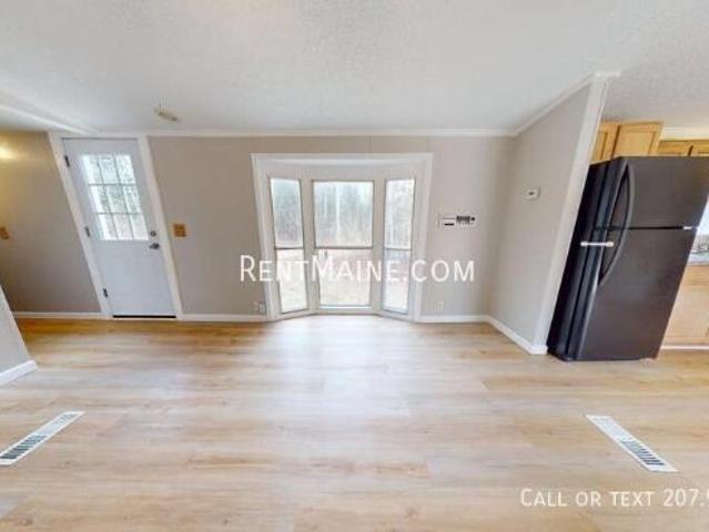 3 Br, 2 bath, Single Family 25 Balsam Ln