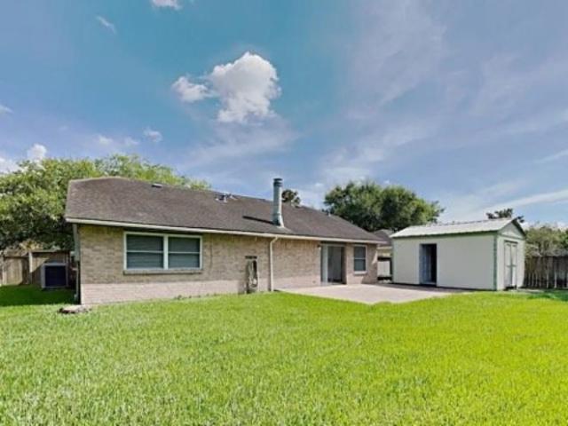 3 Br, 2 bath, Single Family 2606 Elm Hollow St
