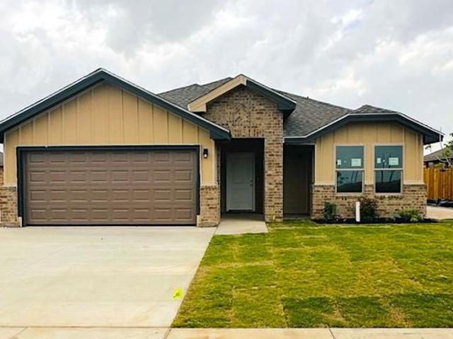 3 Br, 2 bath, Single Family 2606 S Cr 1103