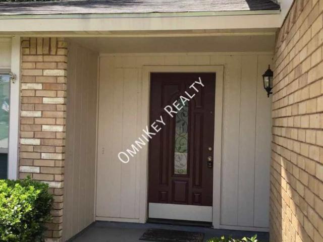 3 Br, 2 bath, Single Family 2622 Meadowview Dr