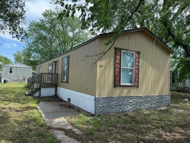 3 Br, 2 bath, Single Family 2625 S West Street