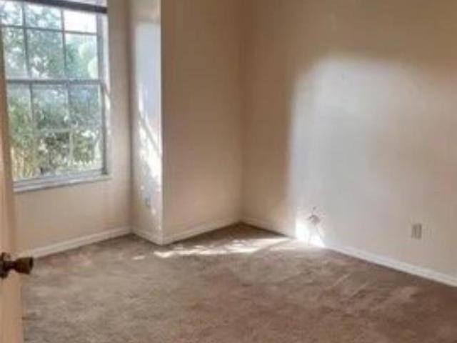 3 Br, 2 bath, Single Family 267 Tinder Pl