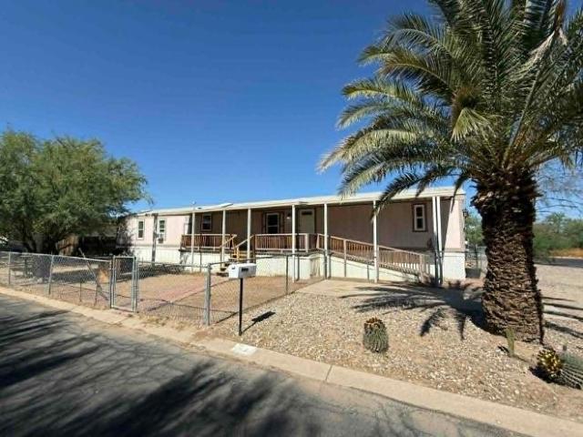 3 Br, 2 bath, Single Family 2640 South Cottonwood Lane