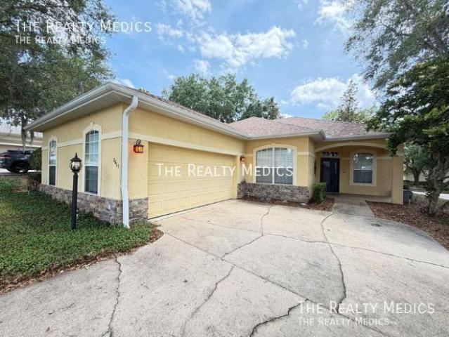 3 Br, 2 bath, Single Family 2651 SW 20th Cir