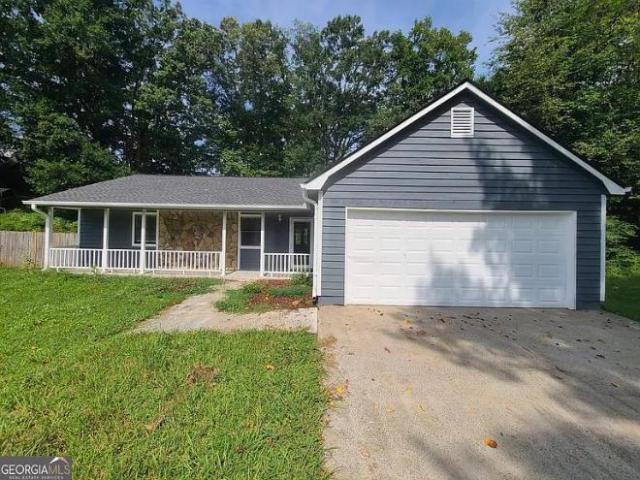 3 Br, 2 bath, Single Family 2652 Creek Hollow Dr