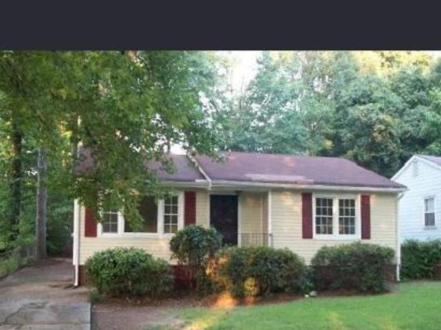 3 Br, 2 bath, Single Family 2662 Hood Ave NW
