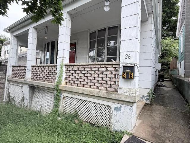 3 Br, 2 bath, Single Family 26 S Jackson