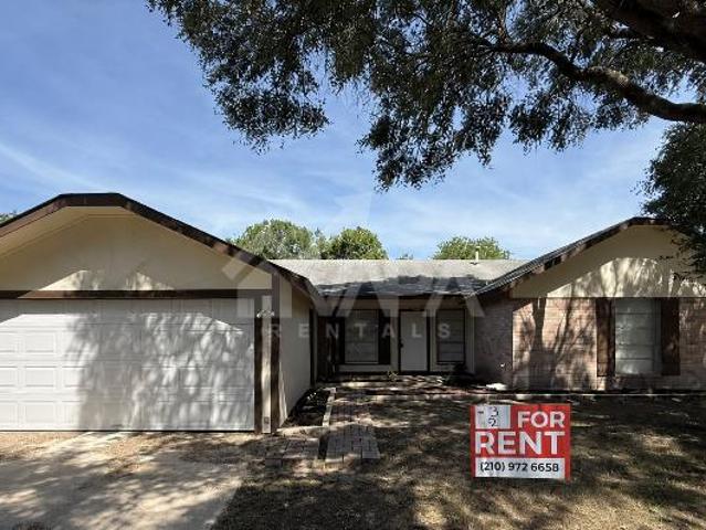 3 Br, 2 bath, Single Family 2706 Lakebriar St