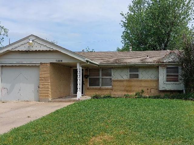 3 Br, 2 bath, Single Family 2713 Southwest 65th Street