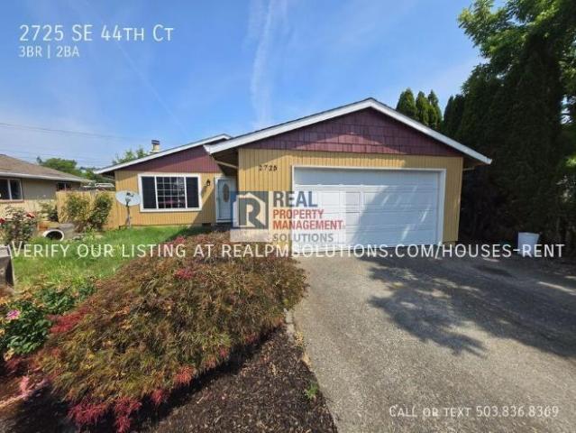 3 Br, 2 bath, Single Family 2725 SE 44th Ct