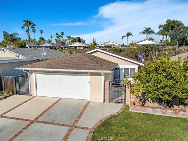 3 Br, 2 bath, Single Family 27271 Pinocha