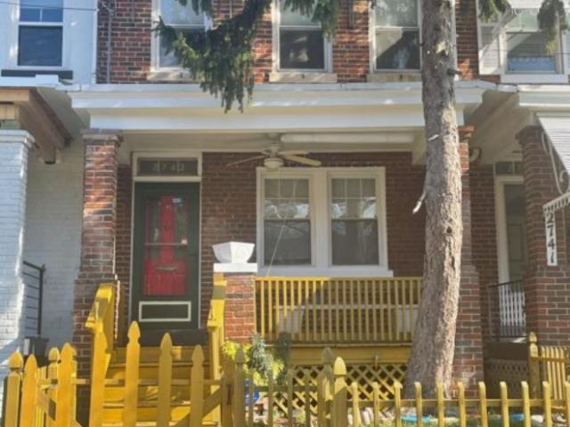 3 Br, 2 bath, Single Family 2743 4th Street Ne