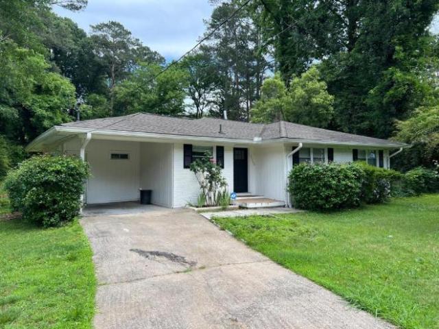 3 Br, 2 bath, Single Family 2756 Plantation Dr