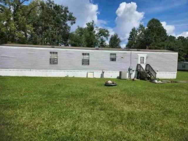 3 Br, 2 bath, Single Family 275 Carrtown Dr