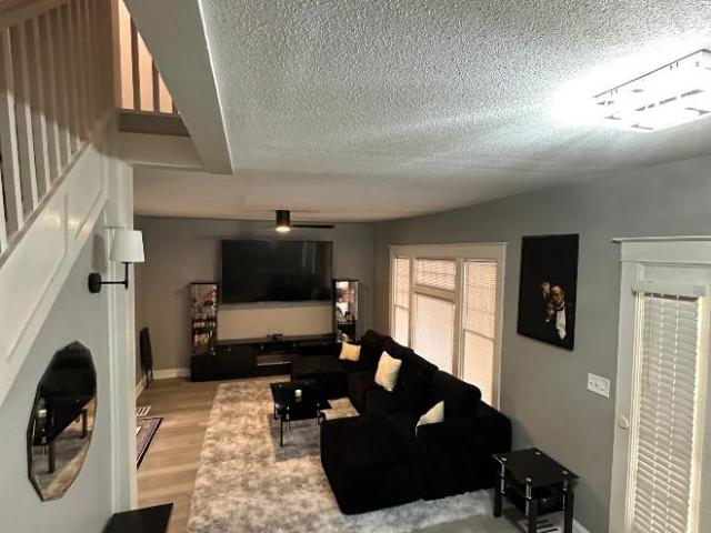 3 Br, 2 bath, Single Family 27 N Linwood Ave
