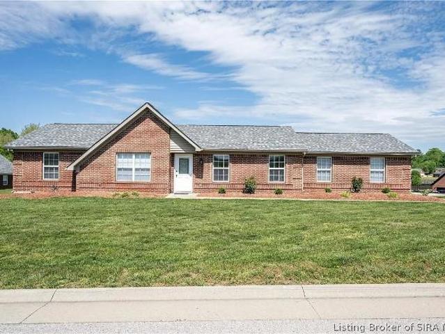 3 Br, 2 bath, Single Family 2801 Boulder Ct