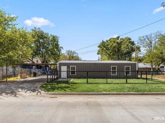 3 Br, 2 bath, Single Family 2805 Ave I