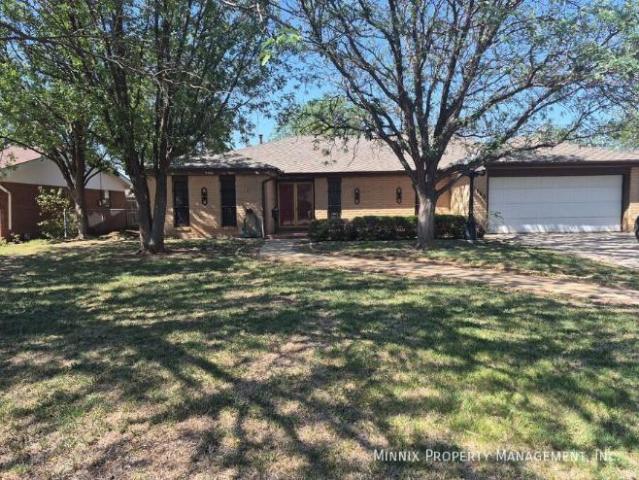 3 Br, 2 bath, Single Family 2805 James Louis Dr