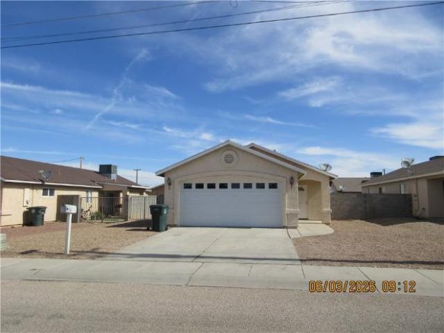 3 Br, 2 bath, Single Family 2807 Louise Avenue