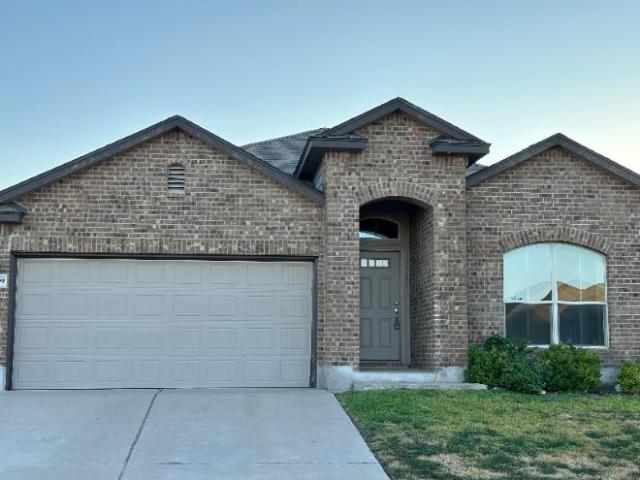 3 Br, 2 bath, Single Family 2809 Skinner Dr
