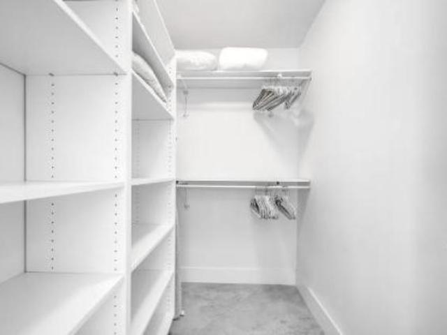 3 Br, 2 bath, Single Family 280 SE 3rd Ct