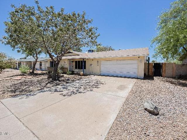 3 Br, 2 bath, Single Family 2812 S Cottonwood Drive
