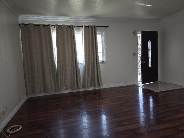 3 Br, 2 bath, Single Family 2815 Montezuma Ave