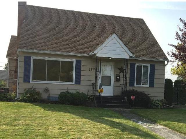 3 Br, 2 bath, Single Family 2827 W Sanson Ave