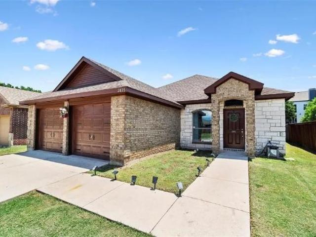 3 Br, 2 bath, Single Family 2835 Becki Dr