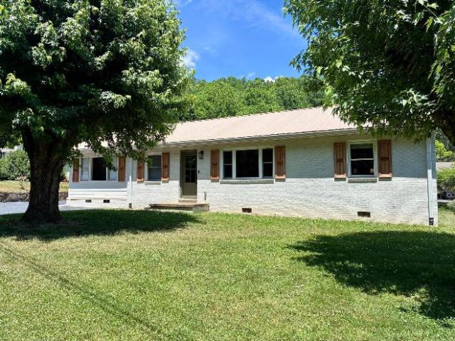 3 Br, 2 bath, Single Family 286 Kitchens Branch Rd