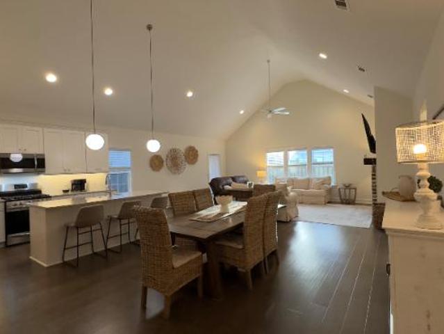 3 Br, 2 bath, Single Family 28 Tabby Place Lane