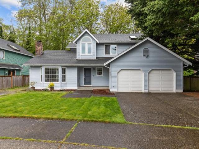3 Br, 2 bath, Single Family 29021 13th Ave S