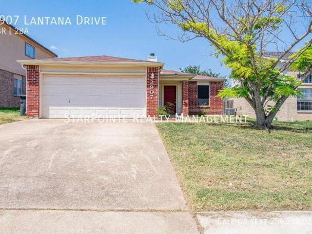3 Br, 2 bath, Single Family 2907 Lantana Drive