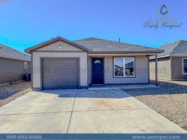 3 Br, 2 bath, Single Family 2911 E Cornell