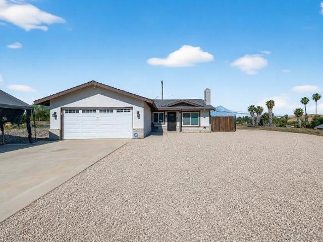 3 Br, 2 bath, Single Family 29121 Avenida De Las Flores