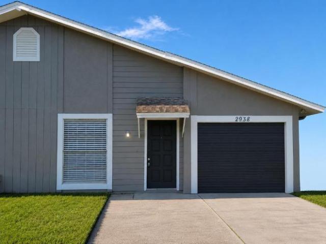 3 Br, 2 bath, Single Family 2936 Martha Lane