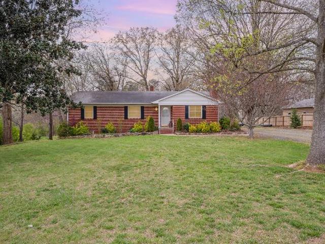 3 Br, 2 bath, Single Family 296 Hopewell Church Rd