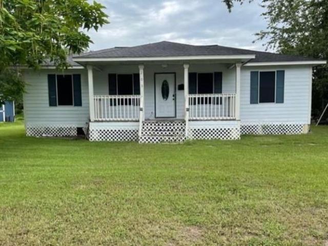 3 Br, 2 bath, Single Family 203 S Jefferson Ave