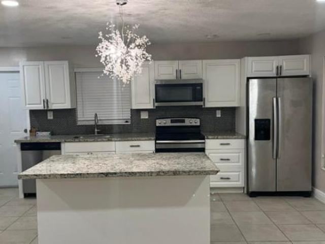 3 Br, 2 bath, Single Family 2001 NE 2nd Terrace