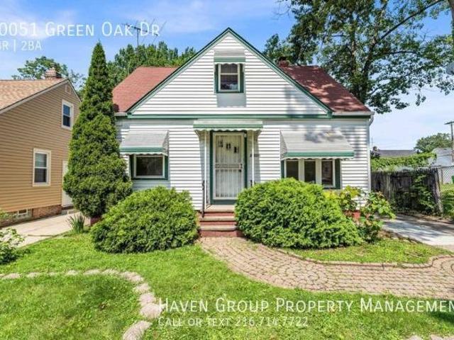 3 Br, 2 bath, Single Family 20051 Green Oak Dr