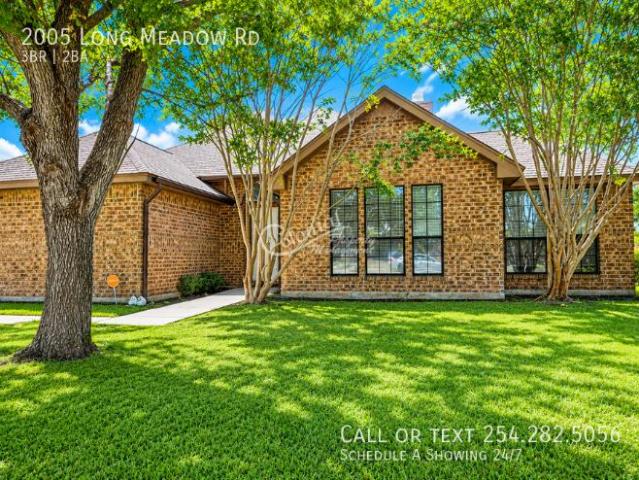 3 Br, 2 bath, Single Family 2005 Long Meadow Rd