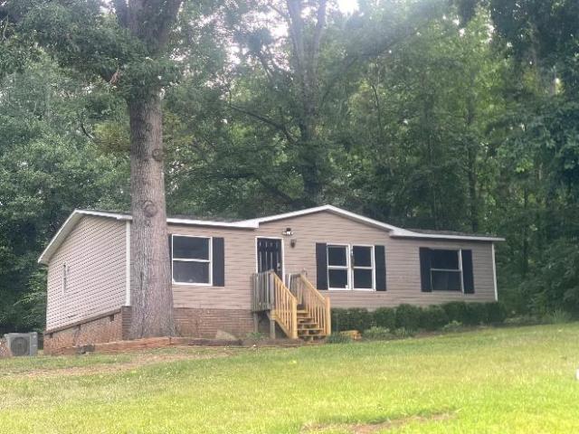 3 Br, 2 bath, Single Family 200 Owens Meadow Ct