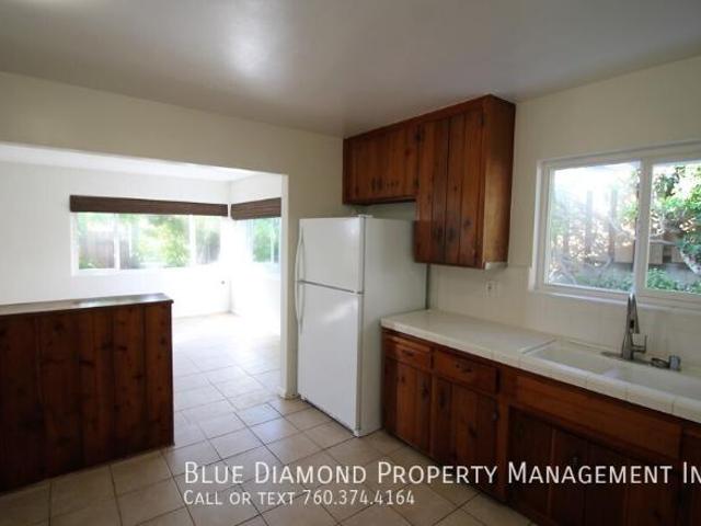 3 Br, 2 bath, Single Family 2012 Edinburg Ave