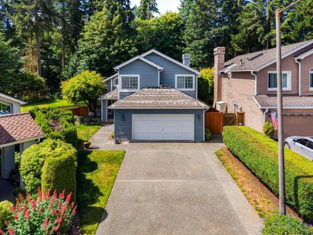 3 Br, 2 bath, Single Family 2016 163rd St Se