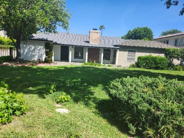 3 Br, 2 bath, Single Family 2018 S 2nd Ave