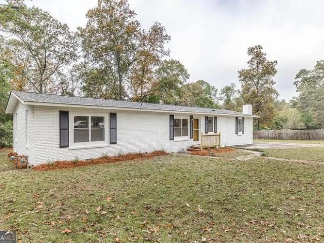 3 Br, 2 bath, Single Family 201 Sherman Street
