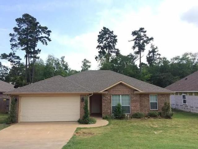 3 Br, 2 bath, Single Family 207 Alta
