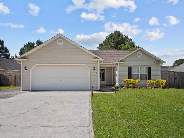 3 Br, 2 bath, Single Family 204 Jasmine Lane
