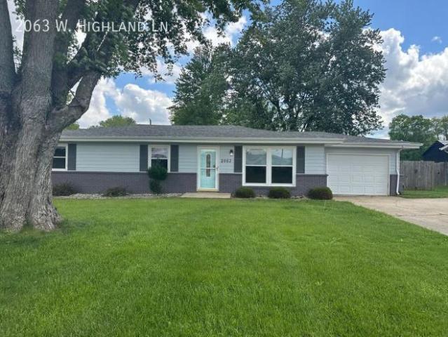 3 Br, 2 bath, Single Family 2063 W Highland Ln